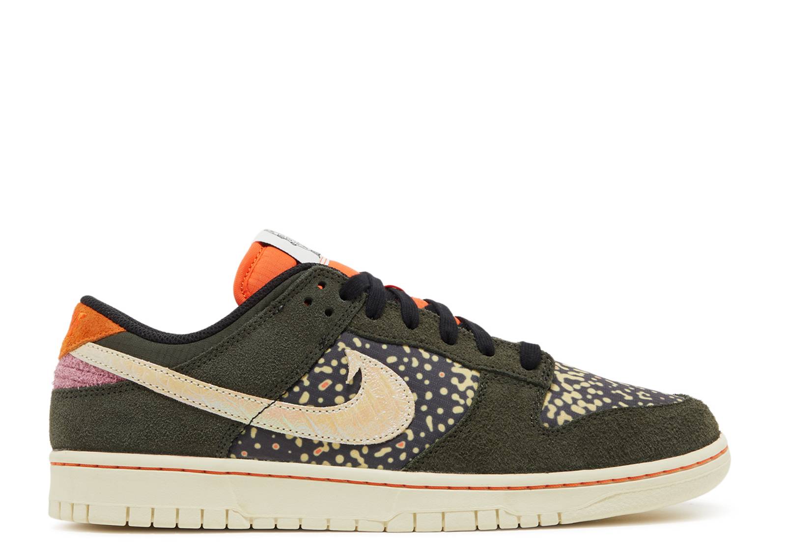 Nike Dunk Low SE "Gone Fishing Rainbow Trout" – SneakersClinic